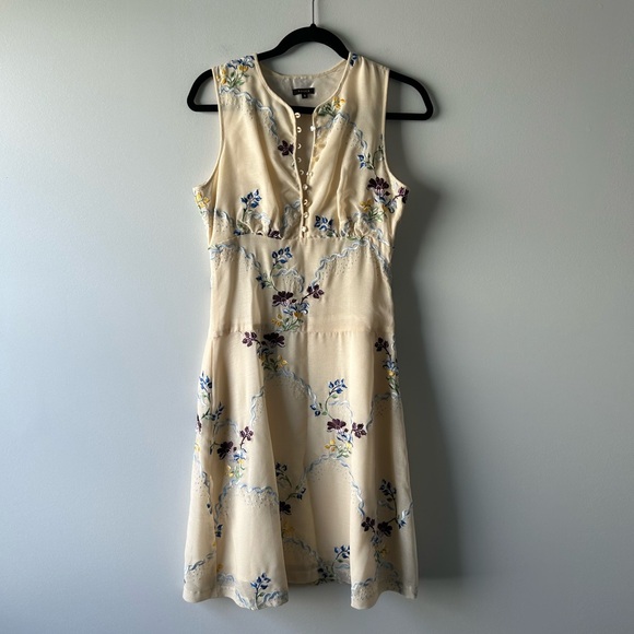 Tocca | Dresses | Tocca Cream Floral Embroidered Sleeveless Dress ...